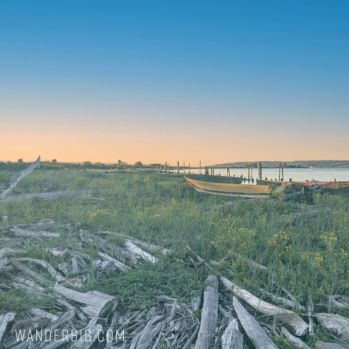 Seattle Day Trip - The Sandy Shores of Jetty Island | WanderBIG.com
