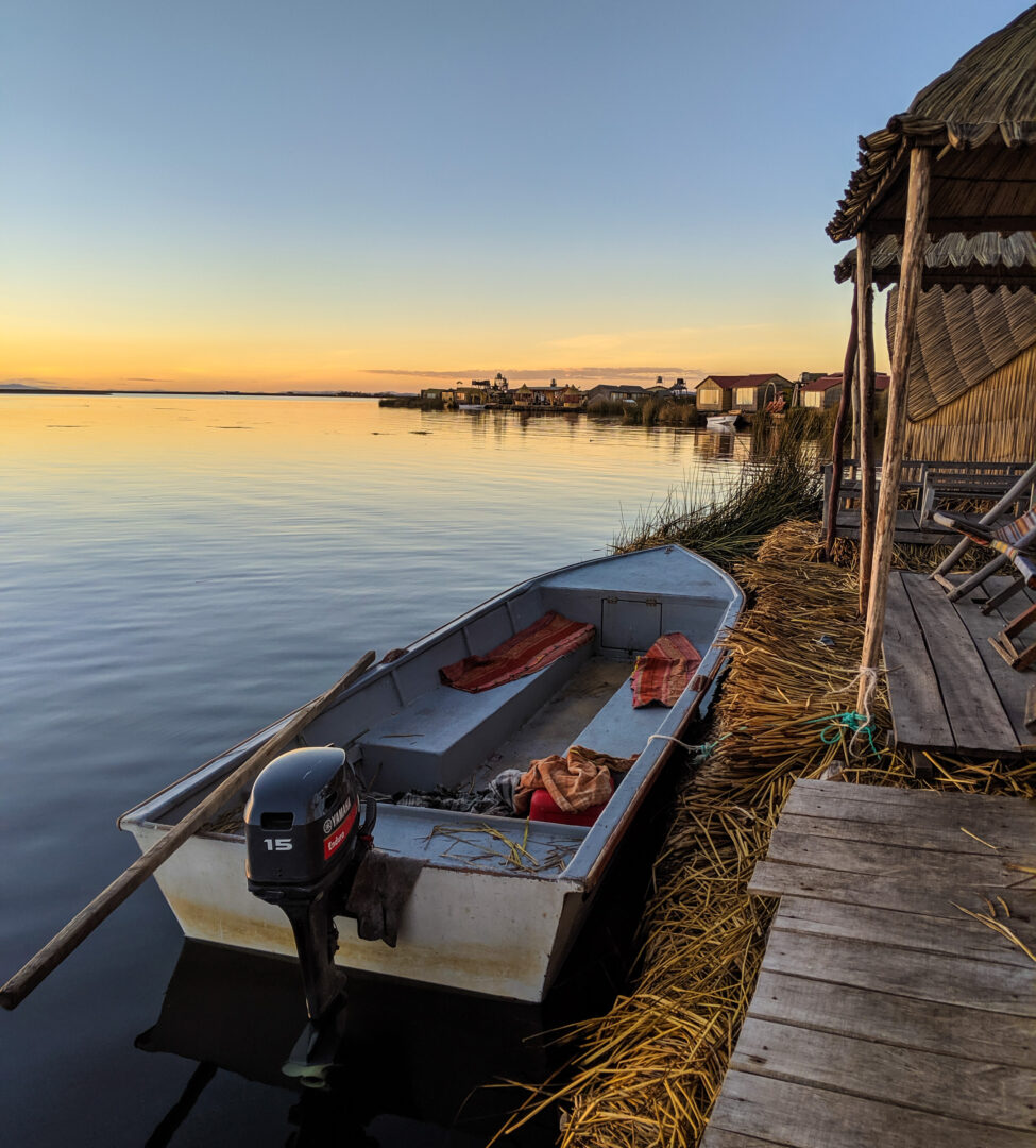 4 Tips for Visiting the Uros Village in Lake Titicaca | WanderBIG.com
