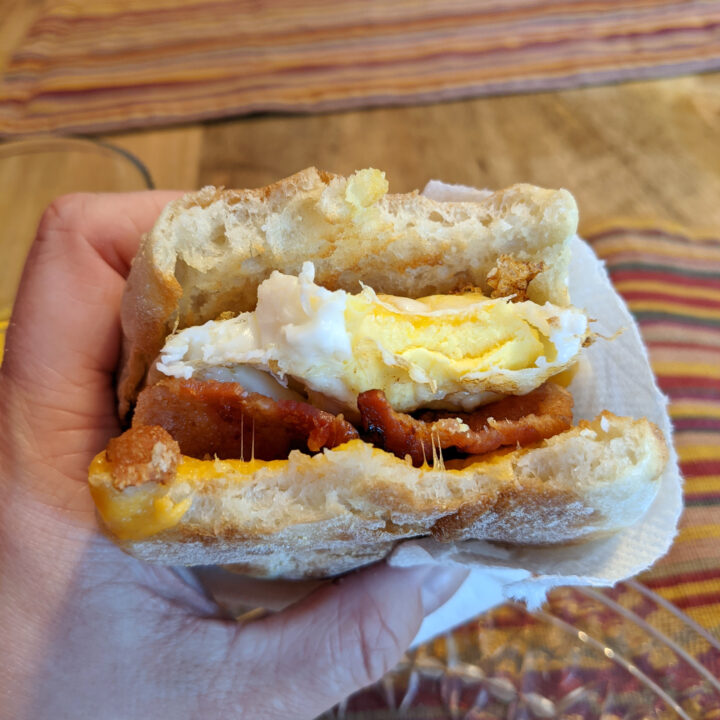 Easy Food to Cook in a Hostel Kitchen | WanderBIG.com